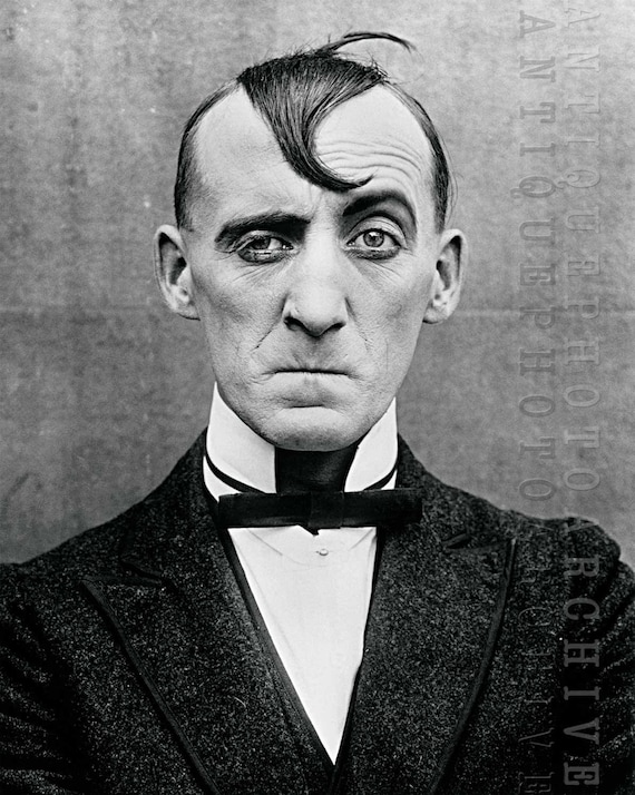 Strange Pictures Of Men