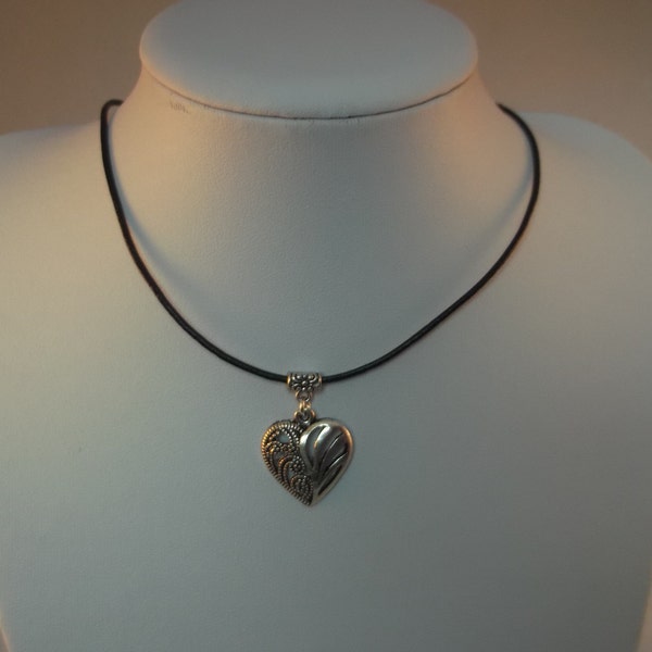 Leather Heart Choker - Etsy