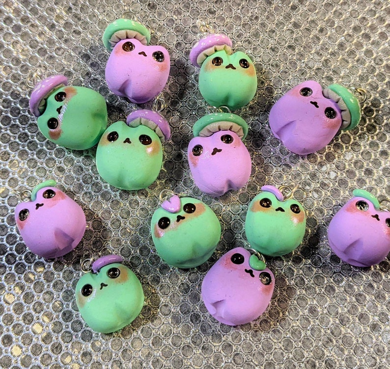 Kawaii Pastel Lavender & Mint Mini Frog Charms - Etsy