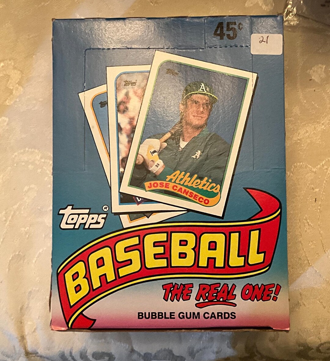 1989 Topps Baseball, 36 Sealed Packs, Box 21 Includes Photos on Bottom ...