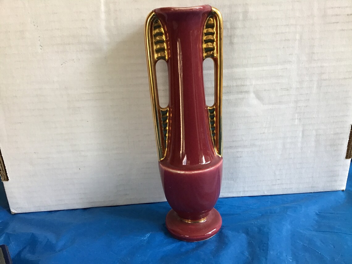 8T Burgundy Rust Colored Glazed Pottery Vase with 2 Goldtone | Etsy