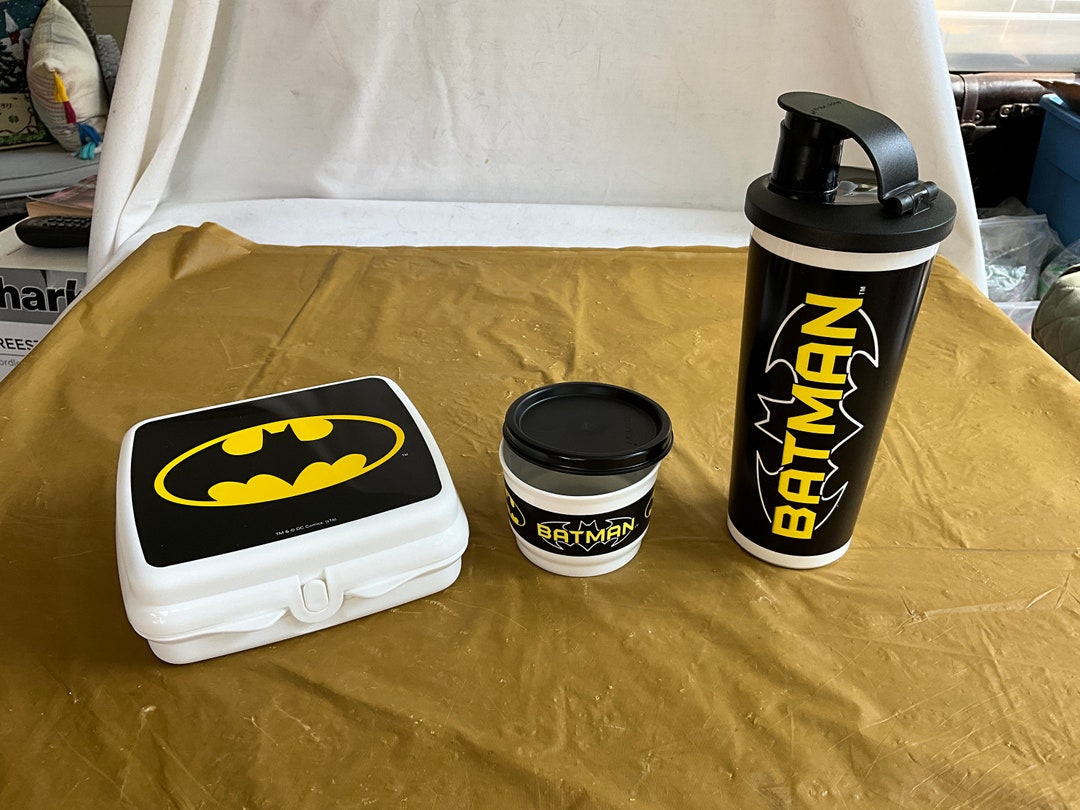 5-piece Plastic BATMAN Luncheon Set Incl Covered Latching Case Small ...