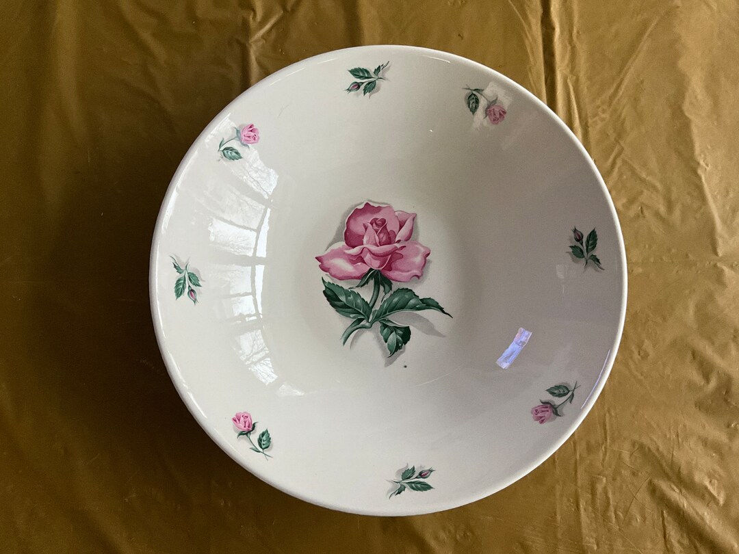 Household Institute Rhythm Rose Pattern - 8.75” Dia Vegetable Serving ...