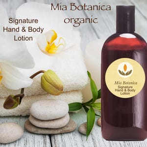 Signature Hand and Body Lotion, Beautiful, Smooth Hand / Body Lotion ...