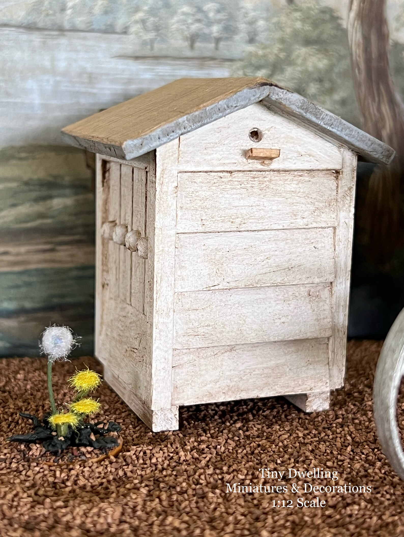 Miniature Bee House, Miniature Beehive, Dollhouse Bee Keeping ...