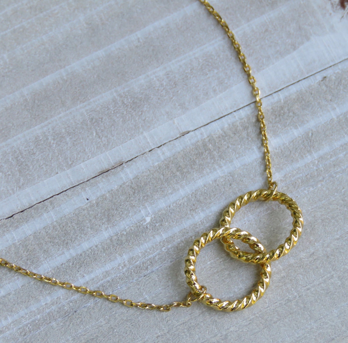 Gold Interlocking Circle Necklace, Double Circle Pendants, Entwined ...