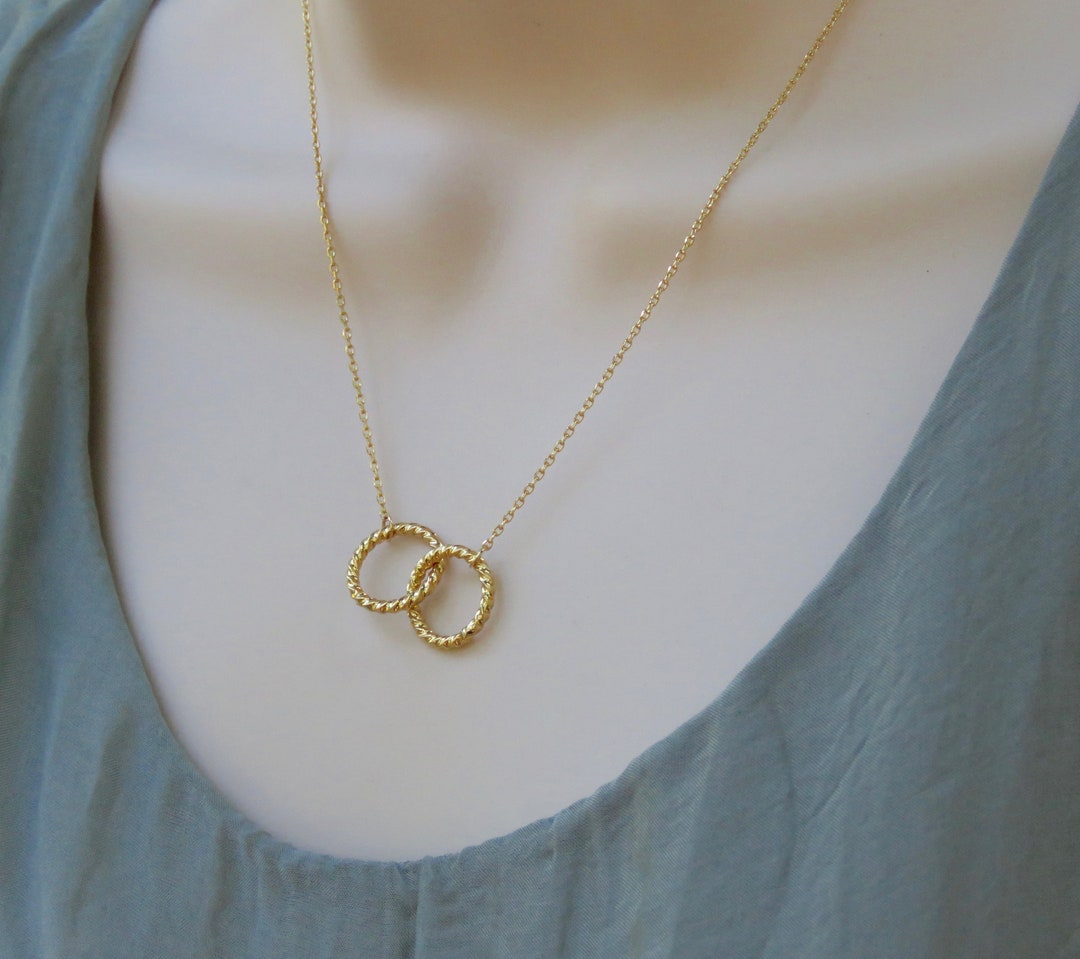 Gold Interlocking Circle Necklace, Double Circle Pendants, Entwined ...
