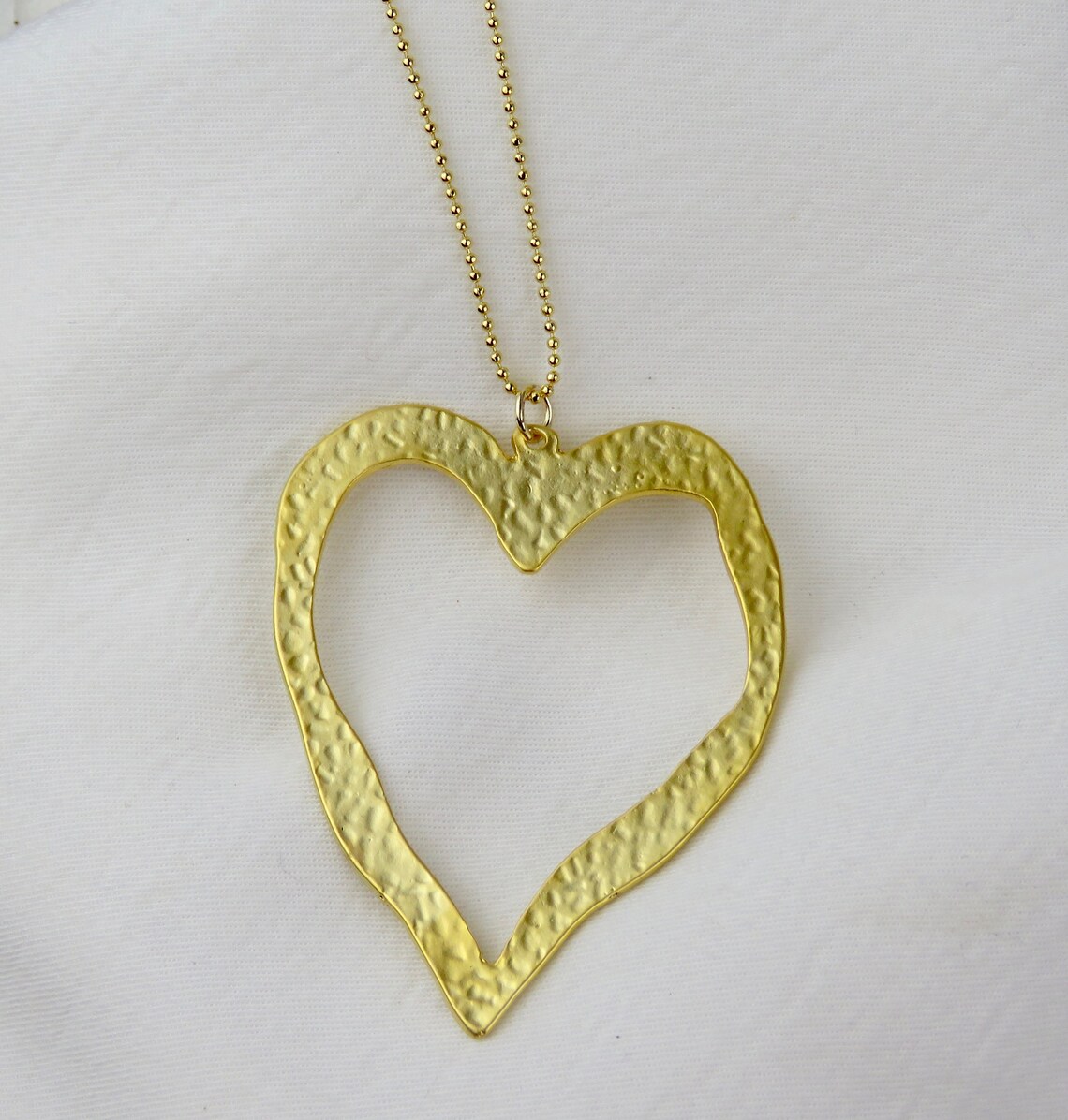 Large Gold Heart Necklace / Heart Layering Necklace /hammered Gold ...