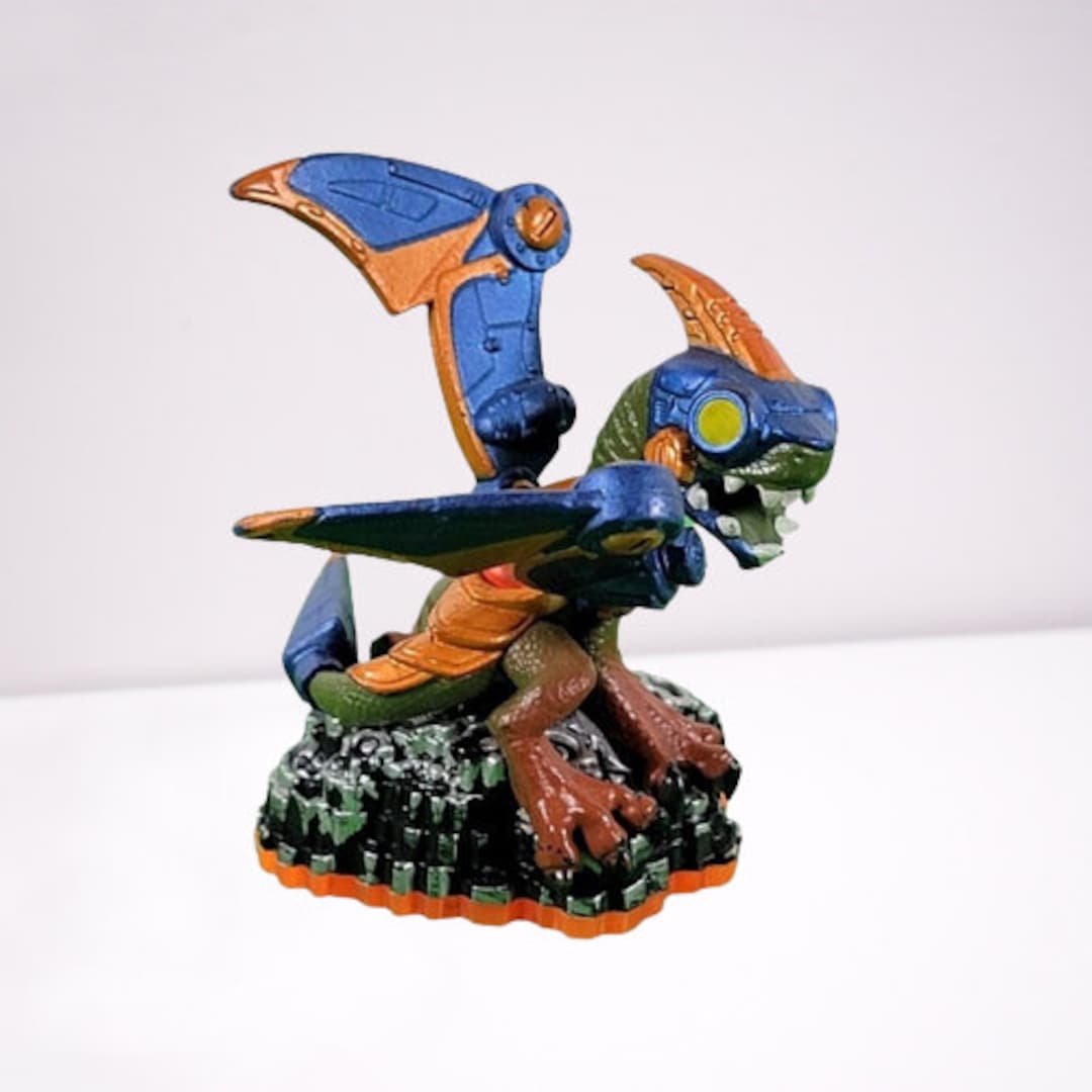 Drobot Lightcore Skylanders Giants Figure - Etsy