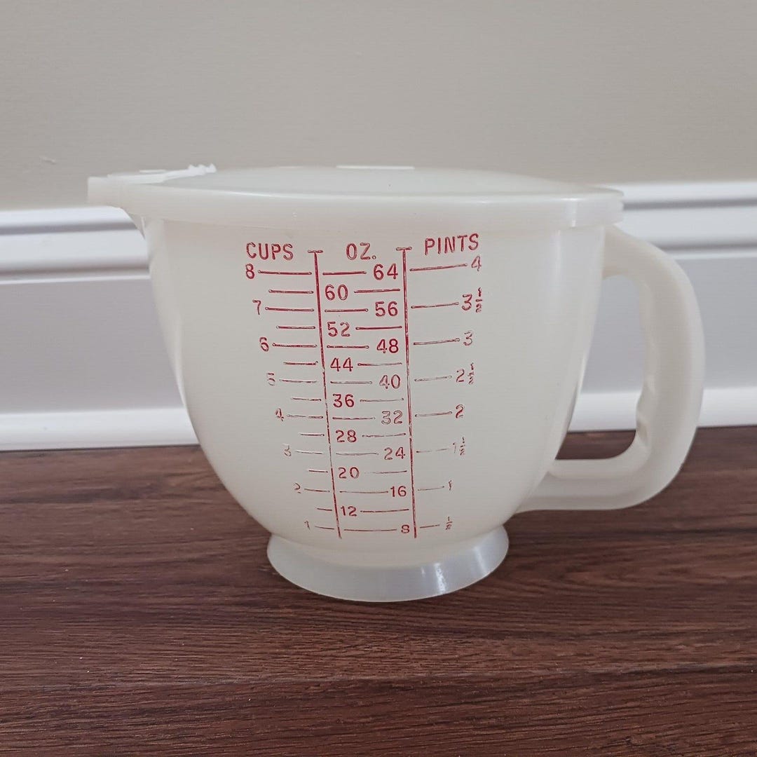 1977 Tupperware Measuring Pitcher Batter Bowl 8 Cup 500-7 Lid Red Blue ...
