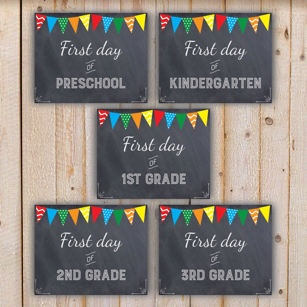 First Day of School Printable Grade Signs With Banners INSTANT DOWNLOAD ...