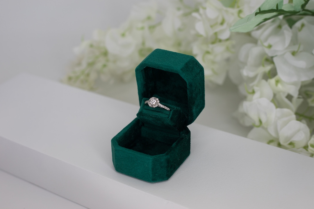 Emerald Color Luxury Handmade Keepsake Velvet Ring Box Single Slot ...