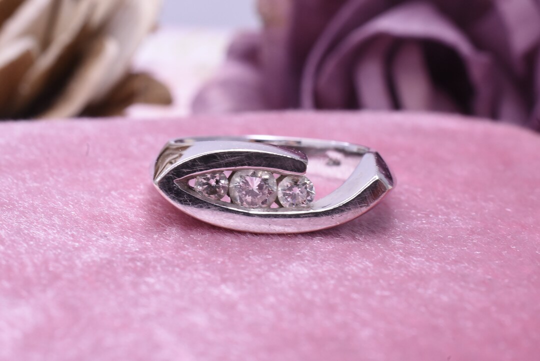 Tension Set 3 Stone Natural Diamond 14k White Gold TRENDY ENGAGEMENT ...