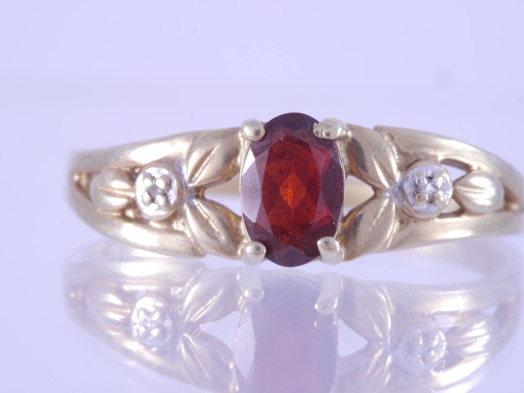 Vintage Estate 10kyellow Gold Oval Cut Garnet Solitaire With Diamond ...