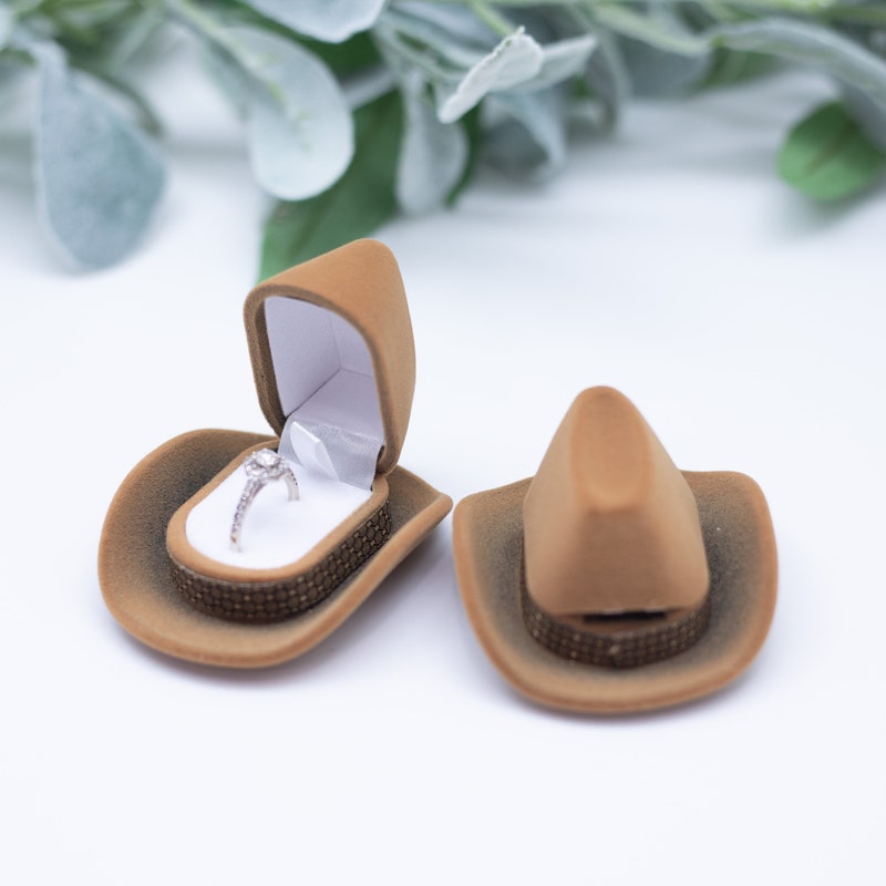Cowboy Hat Ring Box - Etsy