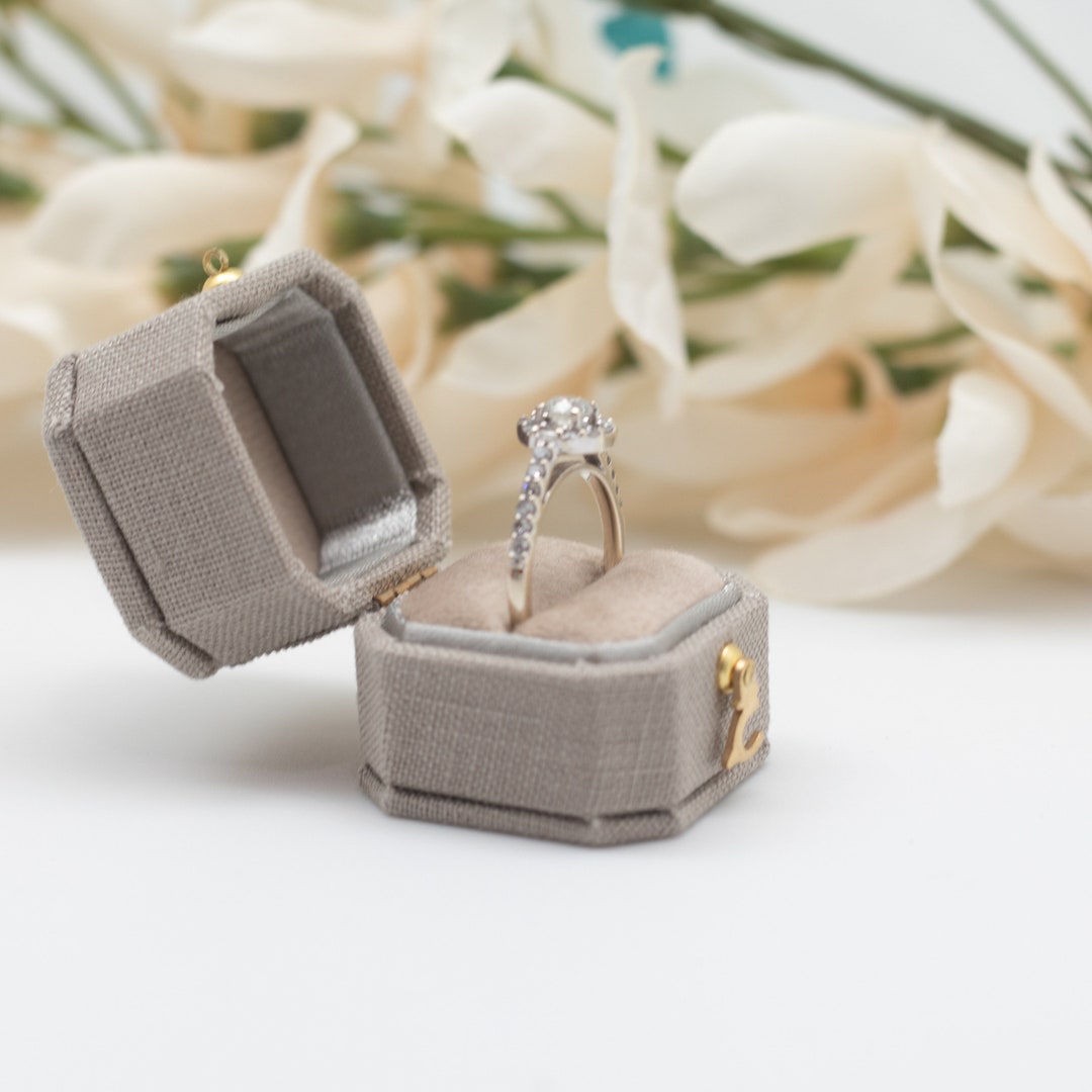 Antique Style Victorian Mini Radiant Square Ring Box LINNEN & VELVET ...