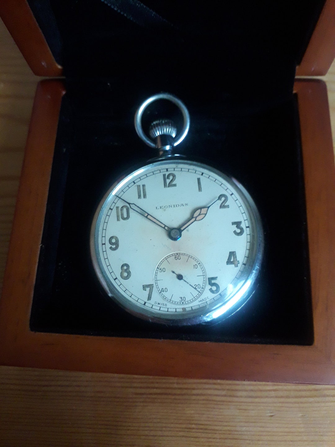 Leonidas GSTP Pocket Watch Military Broad Arrow From WW2. - Etsy