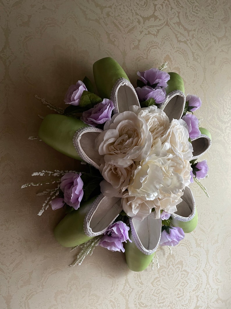 READY MADE Pointe Shoe Wreath. Ballet Ballerina Decor. Dance Keepsake ...