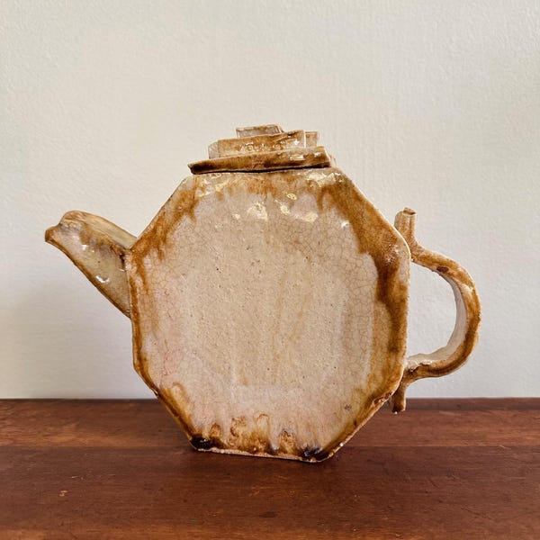 Sculptural Teapot - Etsy