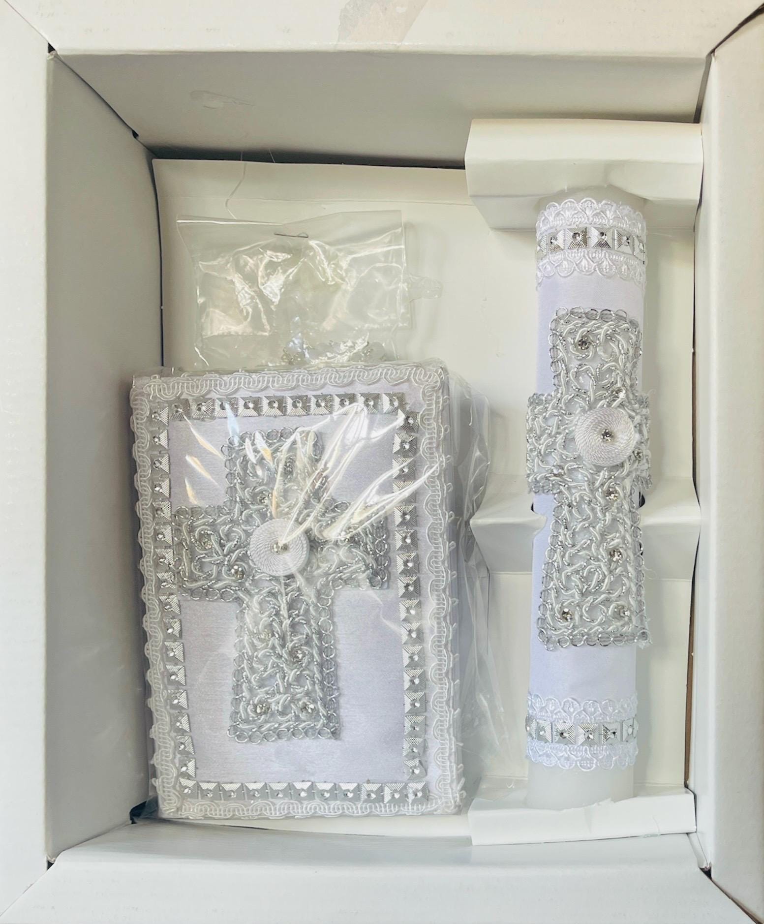 Holy Communion Minimalist 3 Piece Box Set Candle, Missal, and Rosary - Etsy