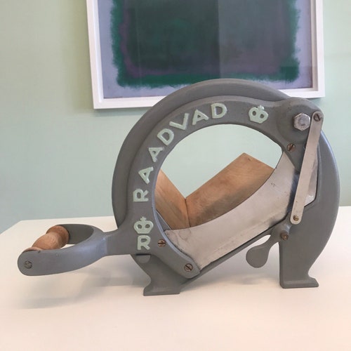 RAADVAD Vintage Danish 1950s Cast Iron Bread Slicer | Etsy