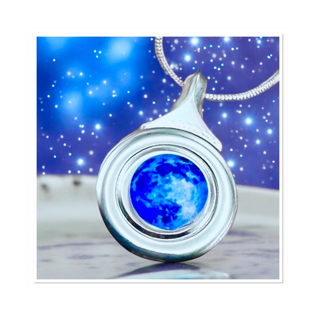 Flute Key Necklace- “blue Moon” Graphic Glass Cabochon on a Closed Hole ...