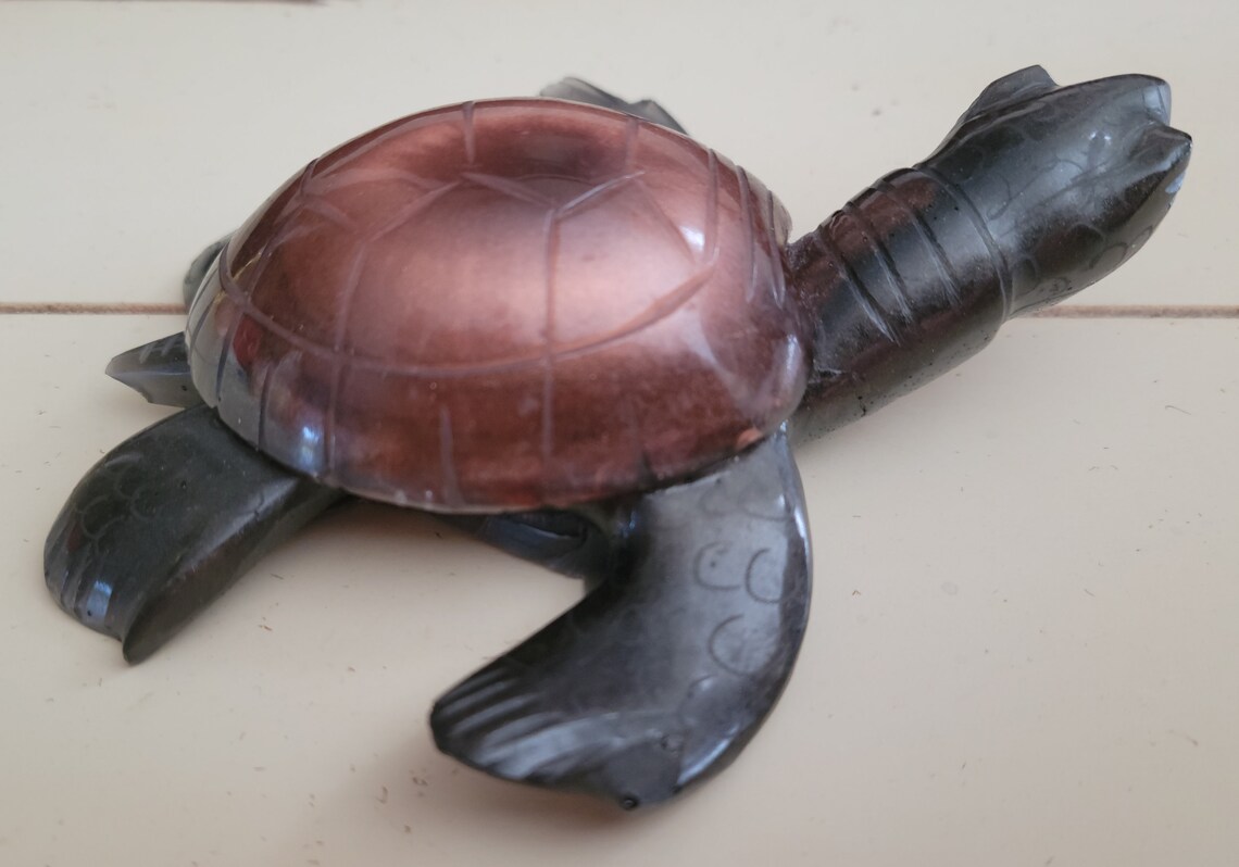 Sea Turtle Resin Art, Turtle, Resin Art, Resin Sea Creatures, Sea ...