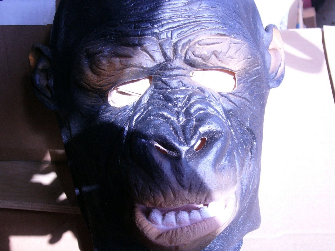 Vintage Famous Monsters of Filmland "bonobo,chimp,ape" Mask - Etsy