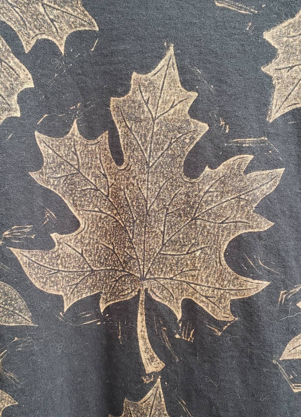 Fall Maple Leaf Bleach Printed Black T-shirt *made to Order Sizes XS ...