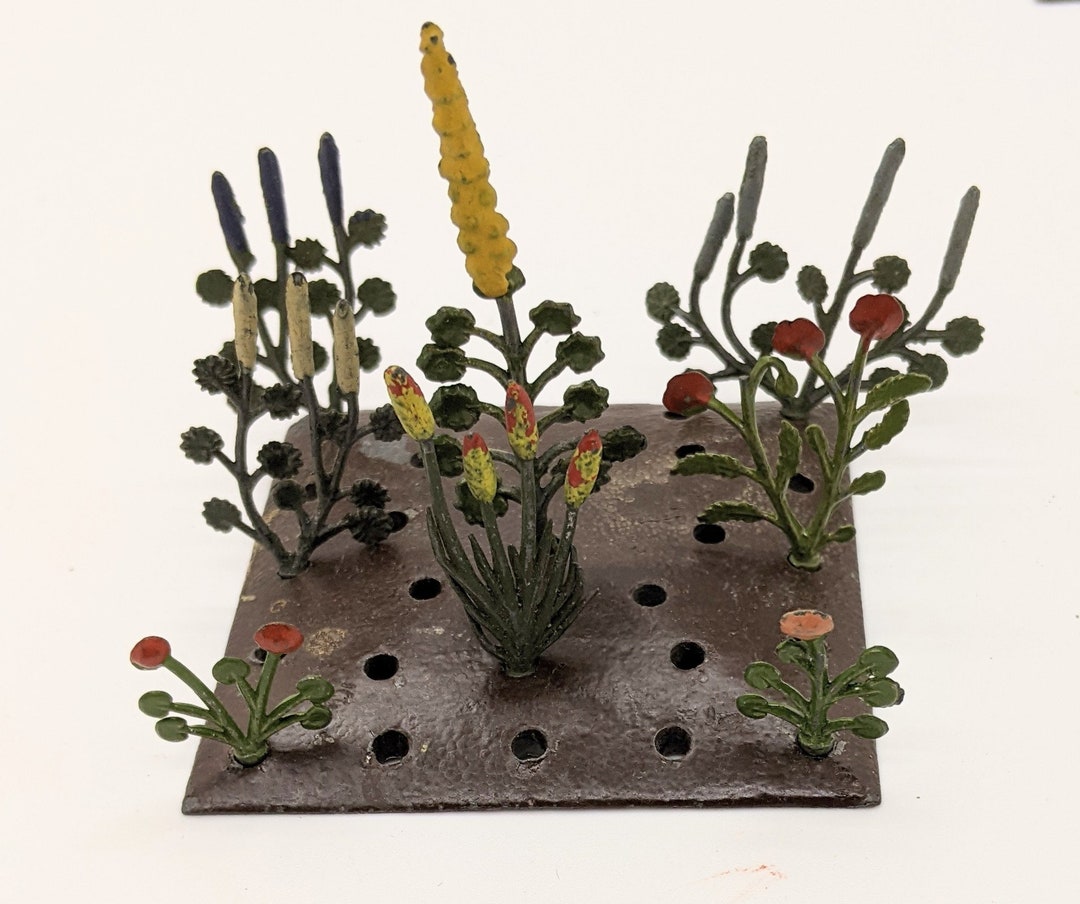 Britain's Lead Flower Bed, Flower Bed Only, No Flowers - Etsy