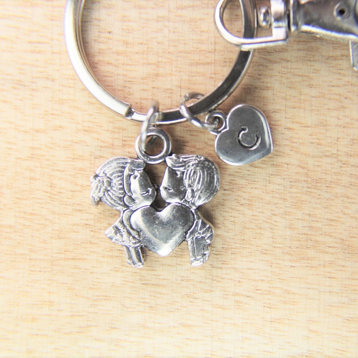 Boy and Girl Keychain Kiss Gift Valentine's Day Girlfriend - Etsy