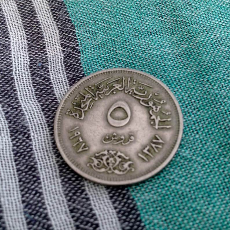 197V / Eagle / Egg / Coin, Holiday, Christmas, Gift, Offering - Etsy