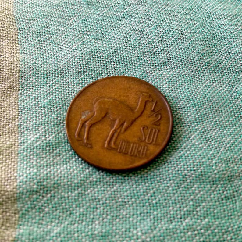 Half Sol De Oro / Llama / Peru / Peruvian Coin, La Noche Buena ...