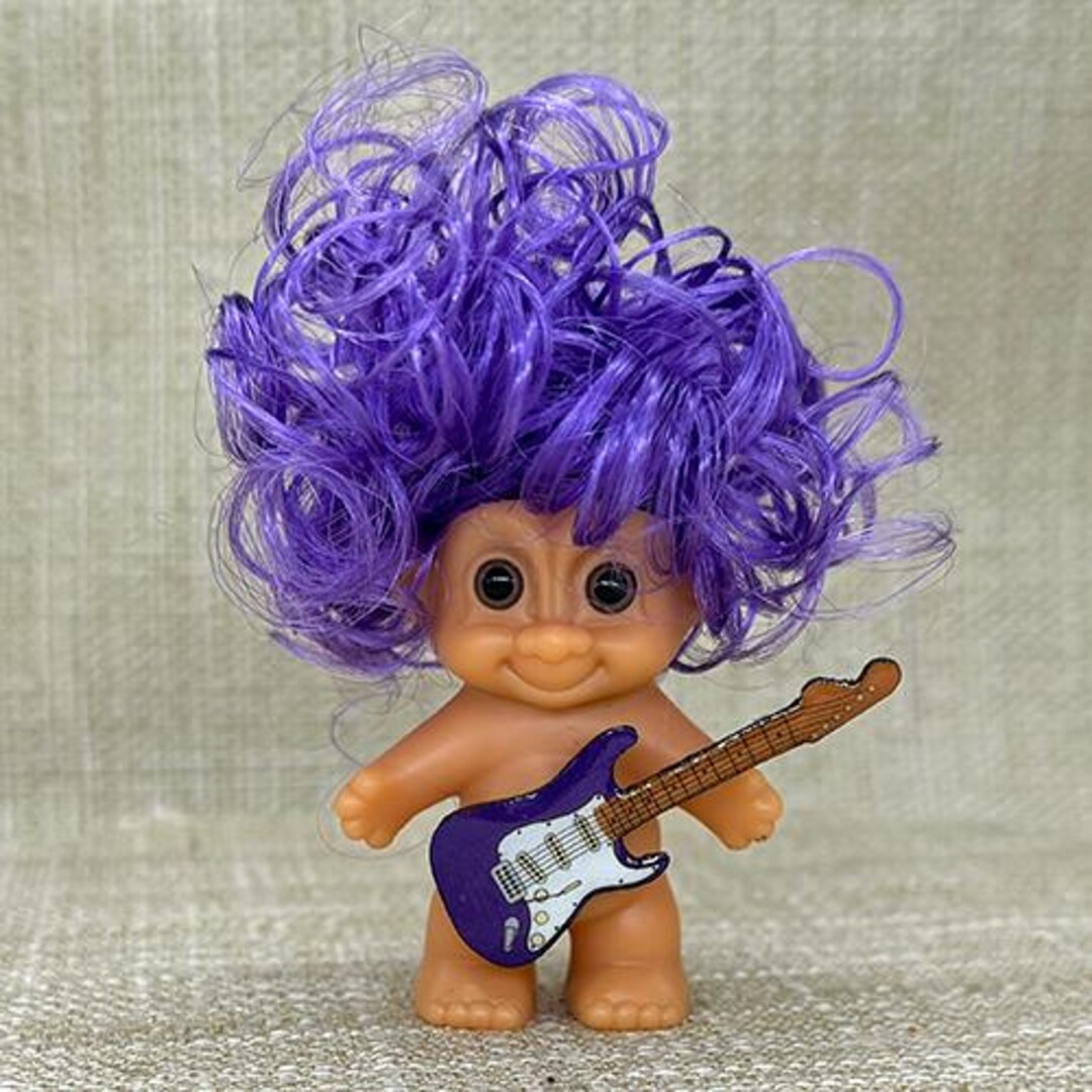 Guitar Troll Doll, Purple Troll Doll, Troll Art, Troll Doll, Purple ...