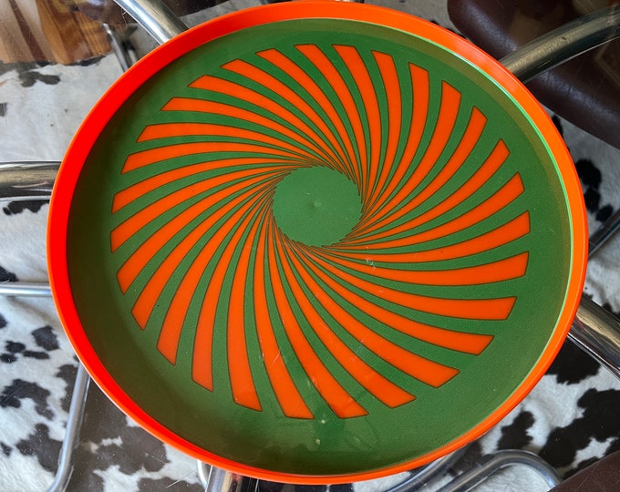 1970 Psychedelic Optical Plastic Tray Italian Design - Orange and Green ...