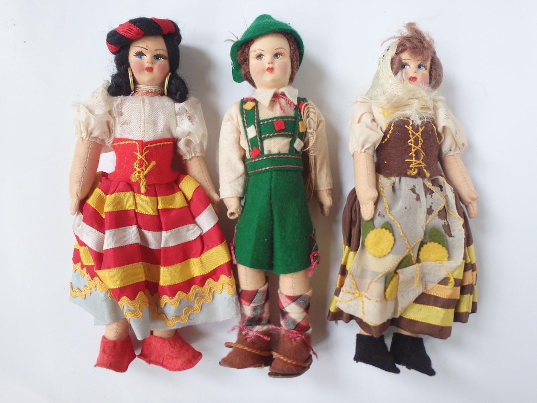 3 Vintage Italian Folk Collectible Dolls in Traditional Costumes ...