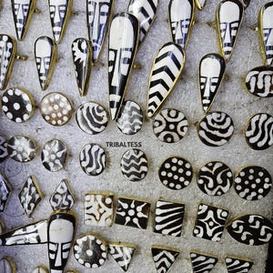 Wholesale Bone Rings Bulk Jewelry Supply African Rings Black and White ...