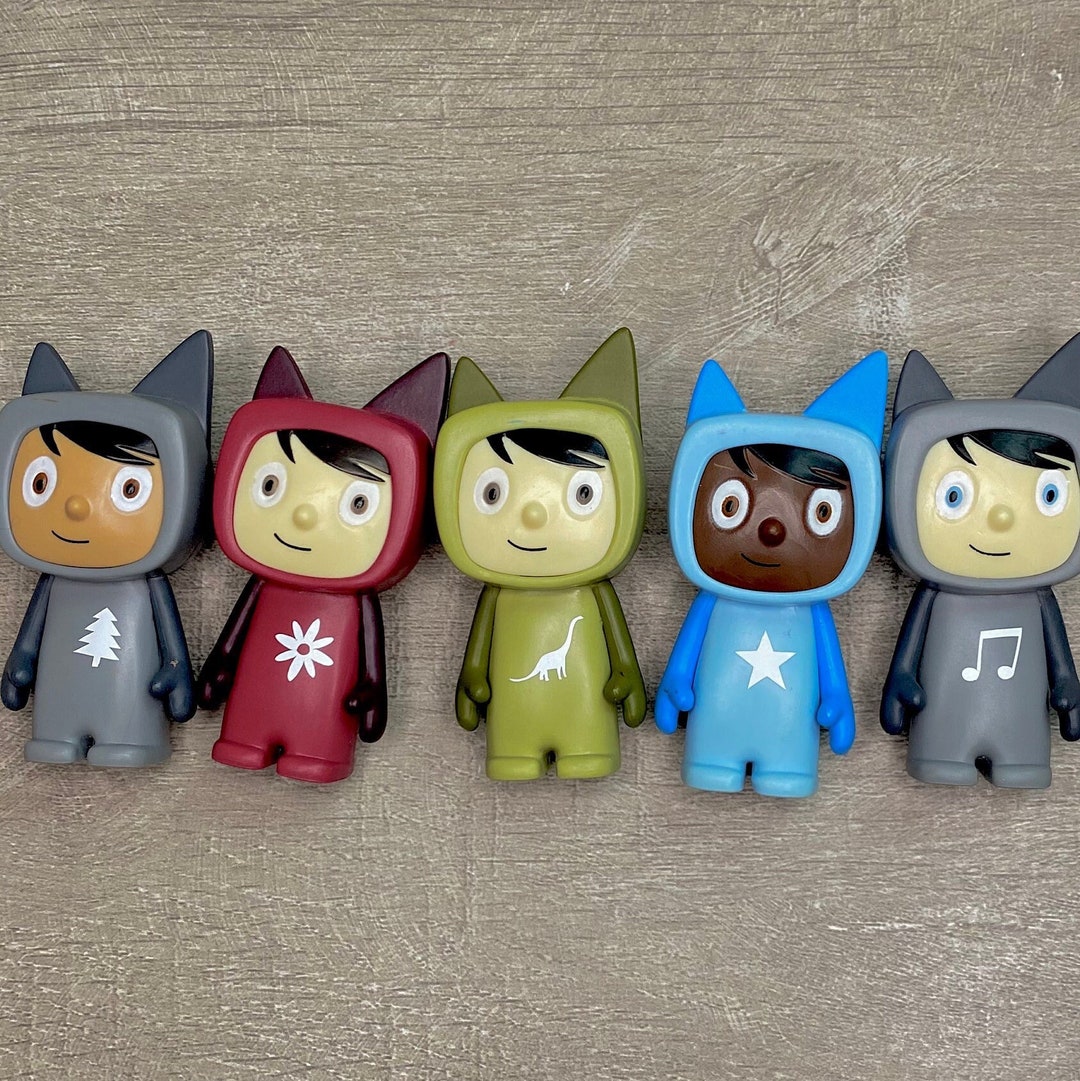 Creatives Tonie Decals - 2 Sheets of Letters and 17 Symbols (train ...