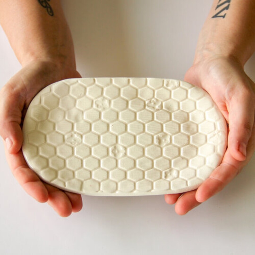 Beehive Soap Dish, Handmade, Pottery - Etsy