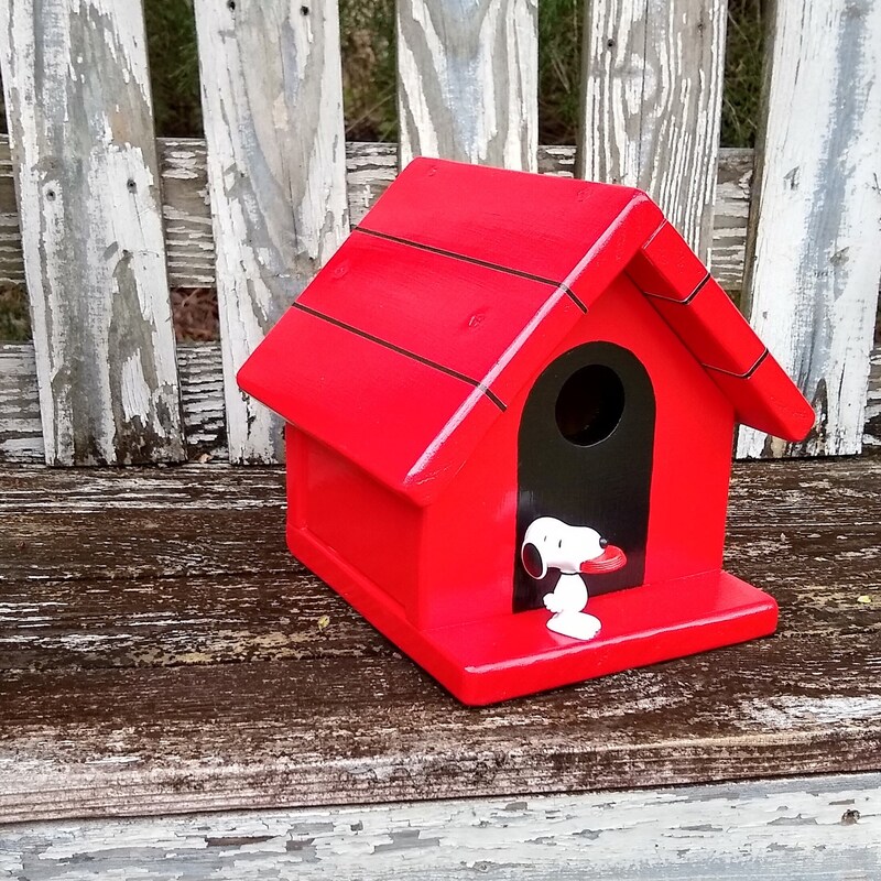 Snoopy Birdhouse - Etsy