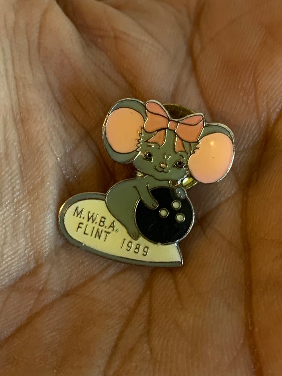 1989 MWBA Flint Bowling Mouse Pin, Vintage 80s lapel … - Gem