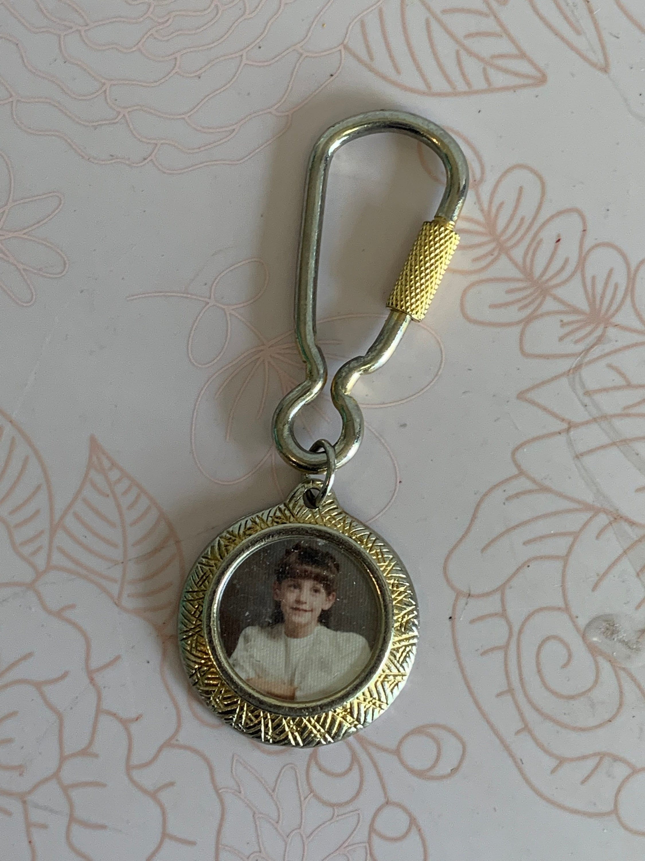 90s Keychain Flamable