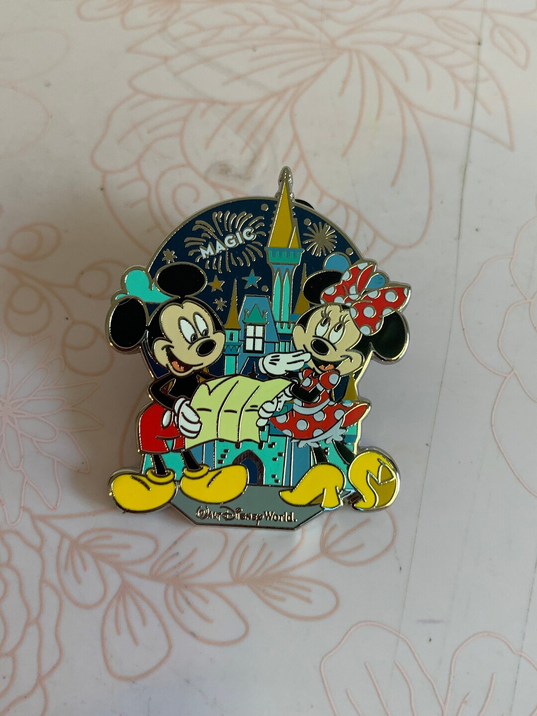 Disney Mickey Mouse Lapel Pin, Mickey Mouse Pin, Disney Trading Pin ...