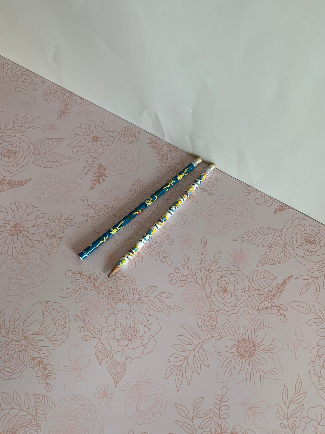 Vintage 90s Pencils, Vintage Pencils, Vintage School Supplies, Looney ...