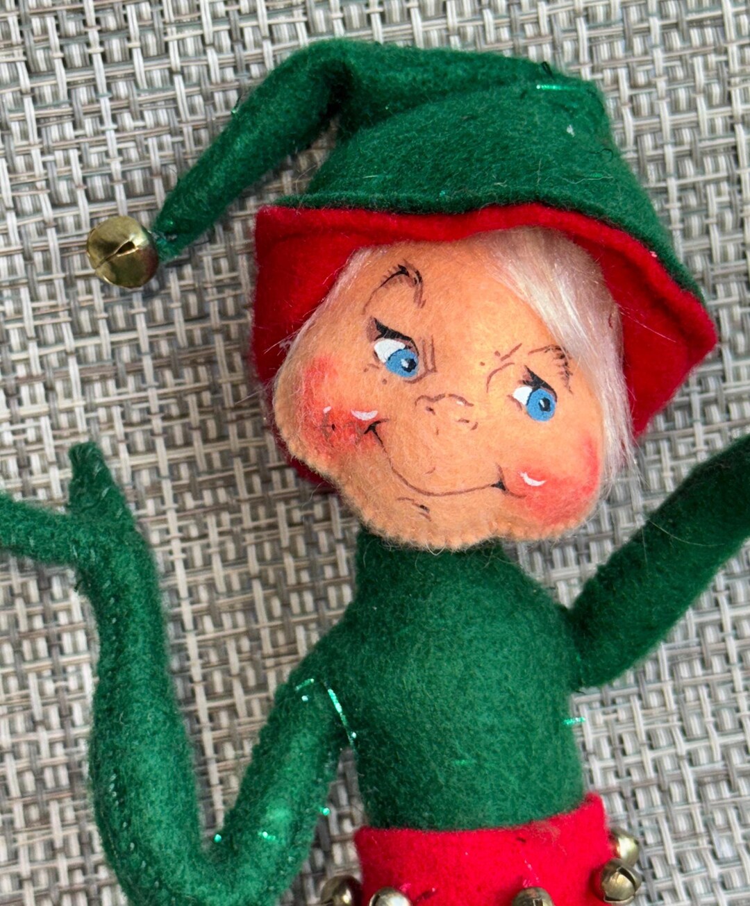 Annalee 9" Green Jingle Bell Elf Bendable - Etsy