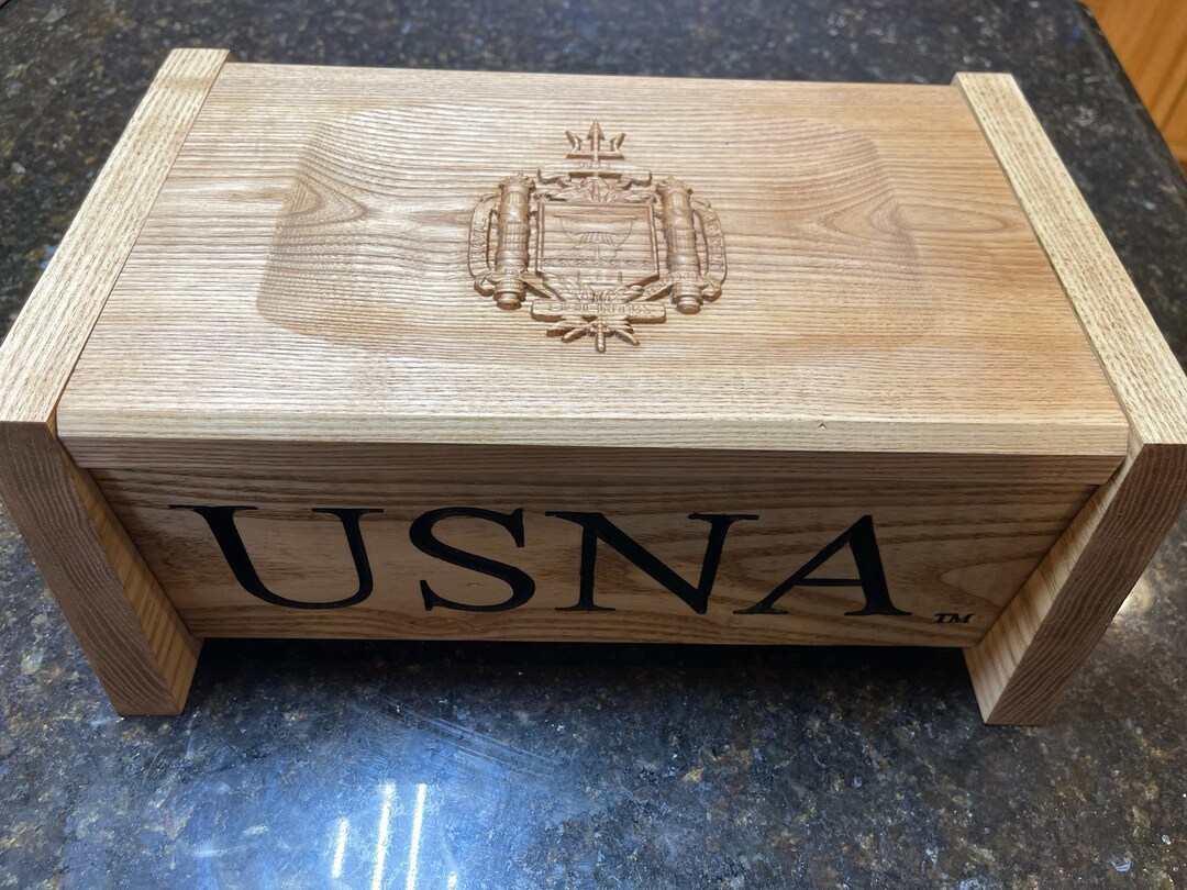 Gift Box United States Naval Academy (USNA) 9.5x13 Gift Box With One 3D ...