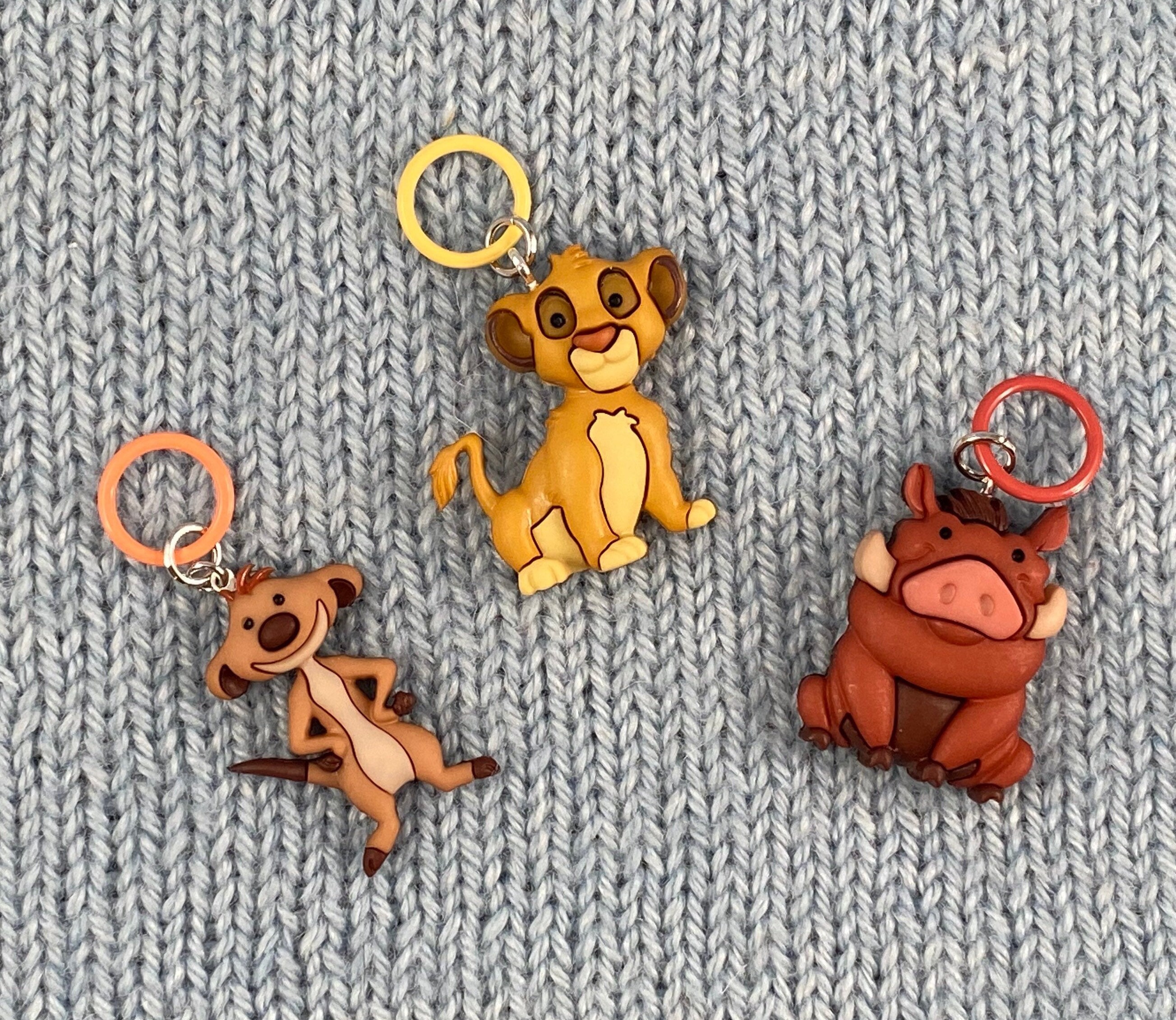 Set of 3 Simba Timon Pumbaa Disney Stitch Markers - Etsy 日本