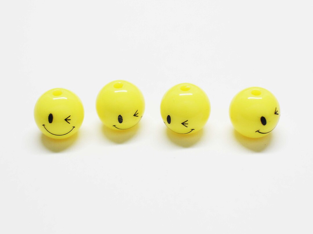 P1089-1/ball Wink Smile Charm Yellow Face Charmkitsch - Etsy