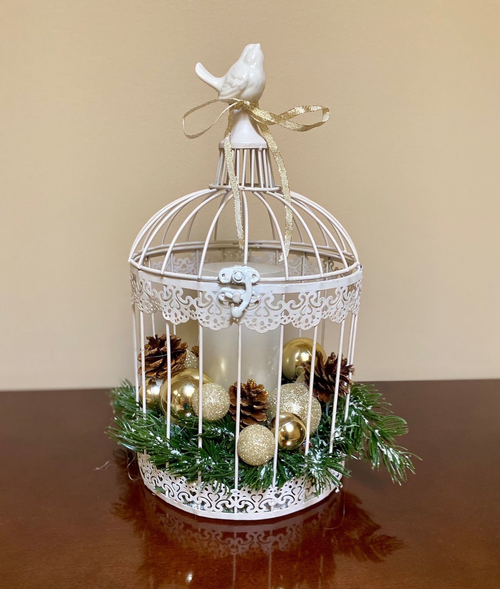 Sparkle Christmas Bird Cage With Frosted Pine & Lovely Pearl Pillar ...