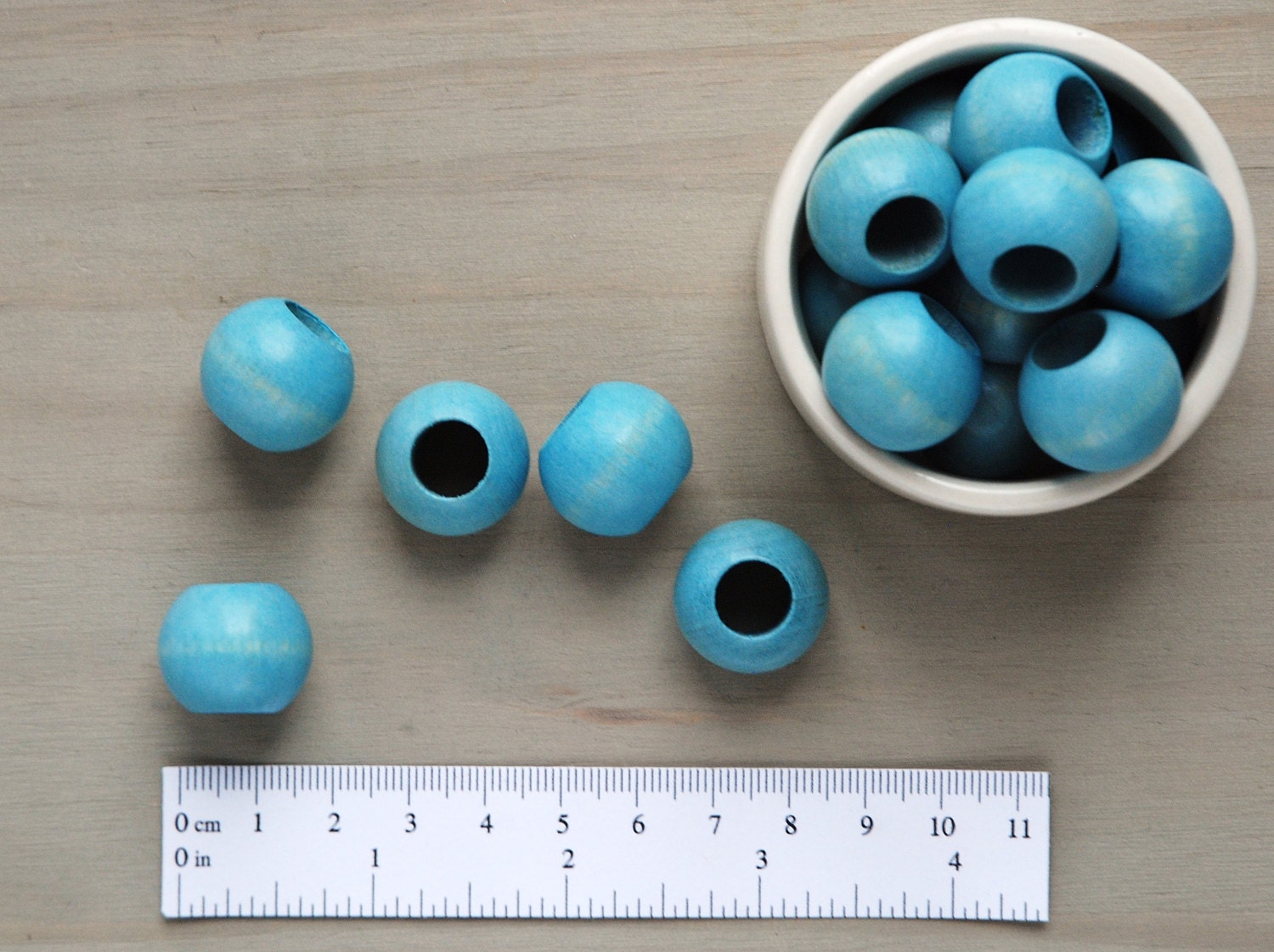 20mm BLUE WOODEN BEADS || 0.79 Inch || Round || Large Hole || Vintage ...